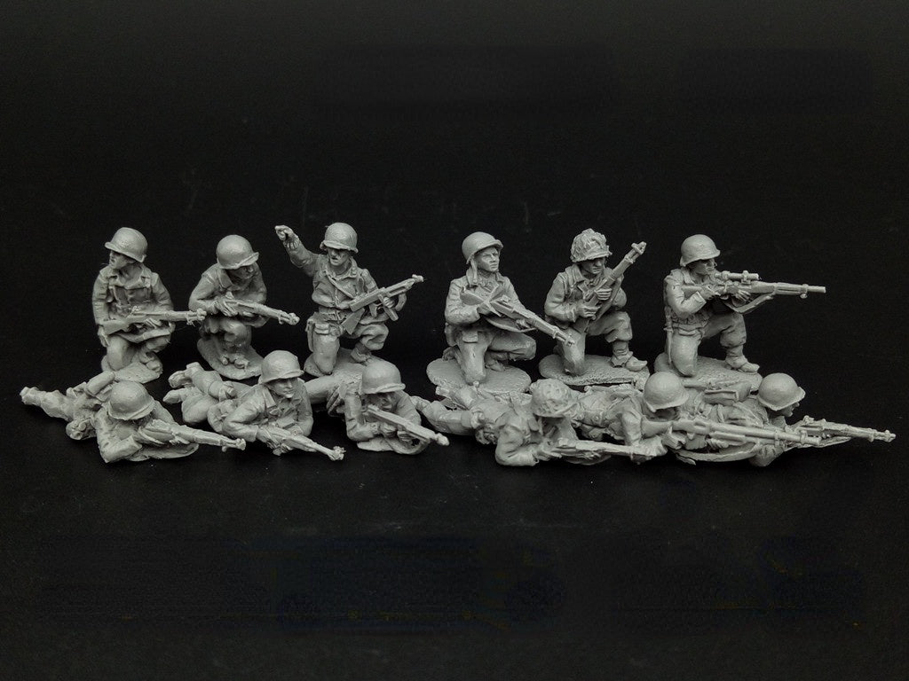 WWII US Infantry Combat Squad 12 Soldiers Set Miniature Unpainted Resi ...